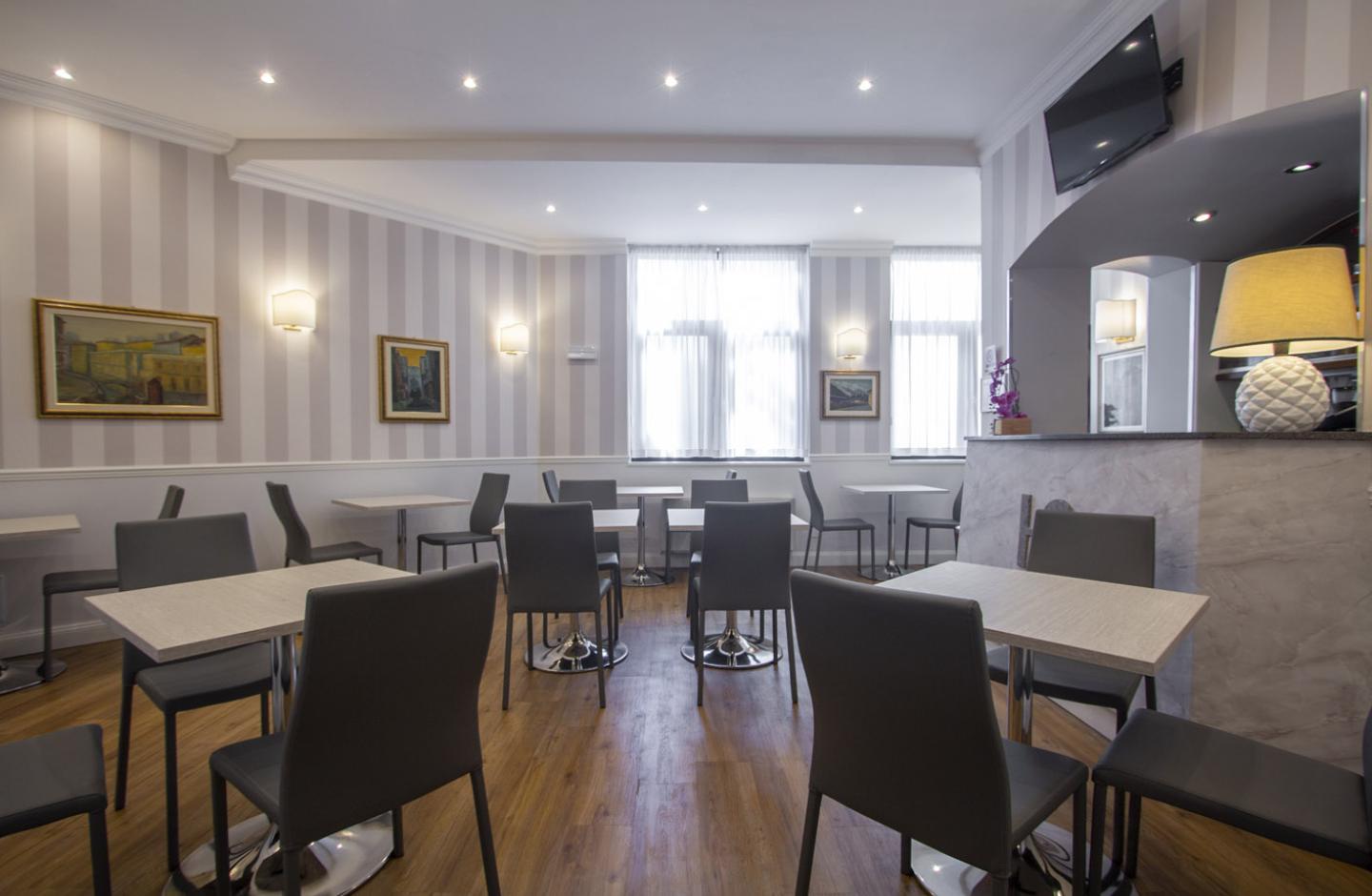 Breakfast | Hotel Flora Milano - Official Website